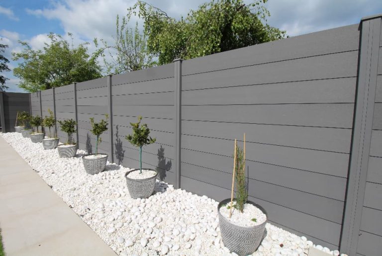 Is composite fencing more expensive than timber fencing? | Blog